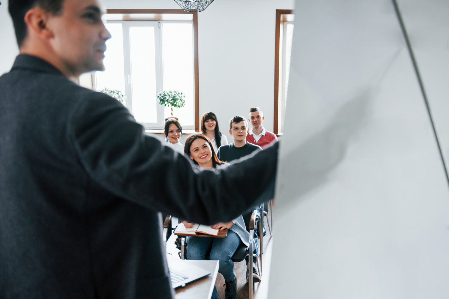 What should students look for in real-time IT training for software ...